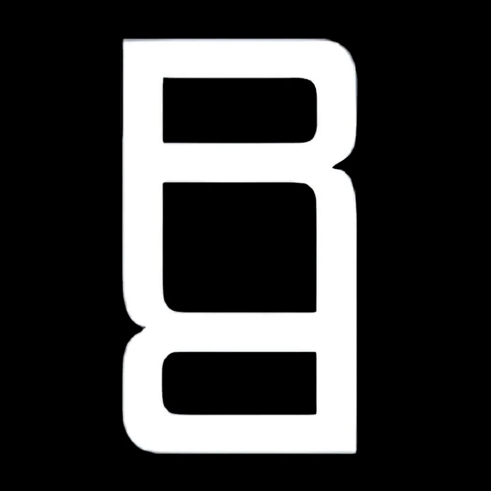 New Range Rover Motif Secondary Logo Signals Where the Line is Headed